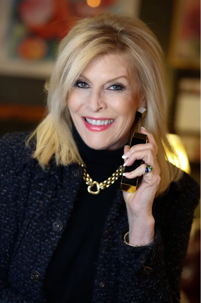 The Power of Perfume - Central Park Publishing